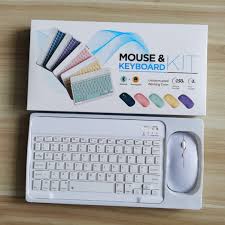Mouse and keyboard kit with charger and battery