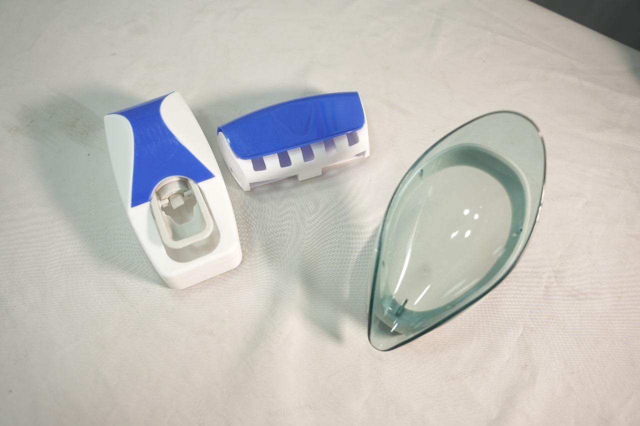 Combo Toothpaste Dispenser And Leaf Soap Holder