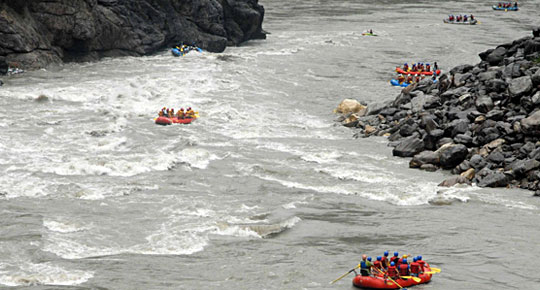 Trishuli River Rafting | Rafting in Trishuli River | Buy Trishuli River ...